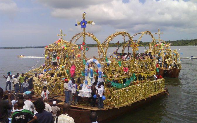 Balsadas en el río Guapi: participa de este evento místico en el Cauca