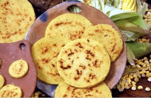 Arepas colombianas: 7 preparaciones que no conocías de esta emblemática ...